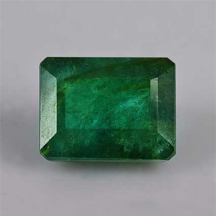 7.49ctw 12.4x9.5x7.7mm Octagon Green Emerald Medium Included A+