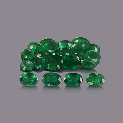 16.03ctw 7x5x3.4mm Oval Green Emerald Medium Included AA+