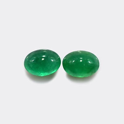 1.82ctw 7x5x3.8mm Oval Green Brazilian Emerald Good Little inclusions AAA